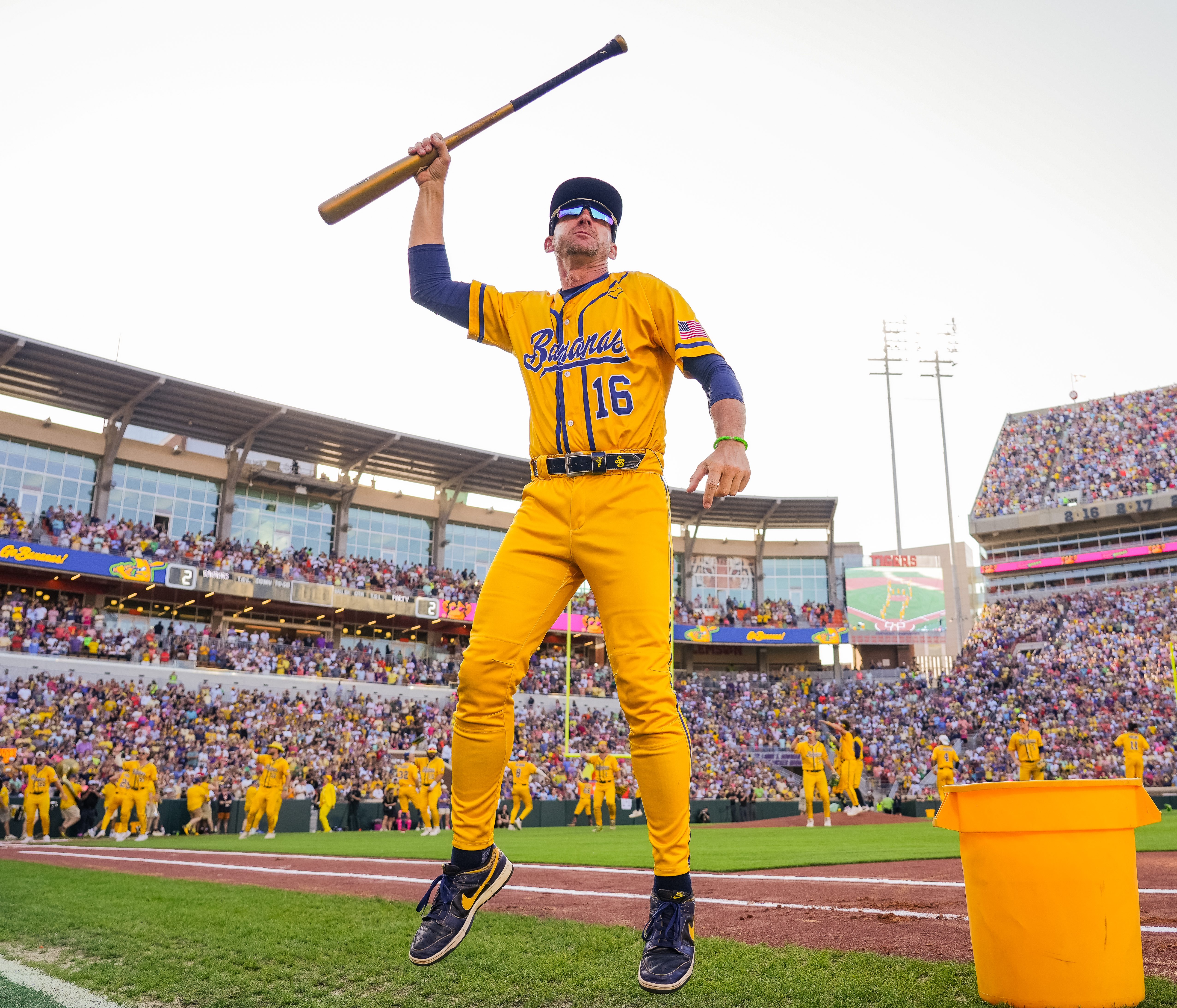 Roster | The Savannah Bananas